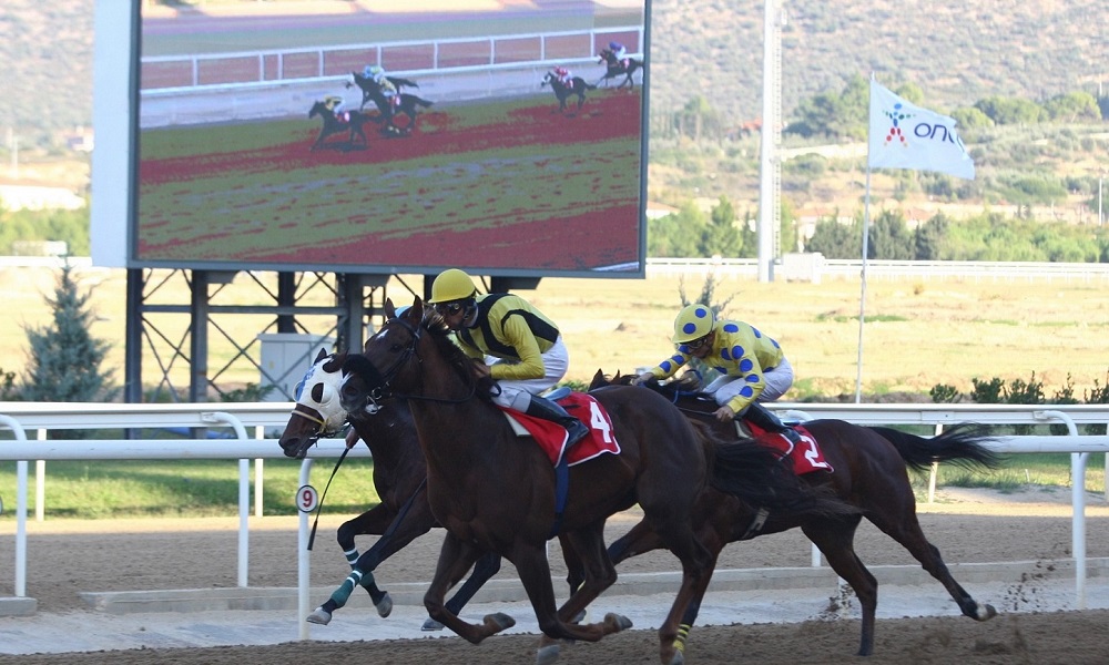 Το κύπελλο ΟΥΙΛΛΙΑΜ ΡΗΖ στην πρώτη ιπποδρομιακή συγκέντρωση του ...