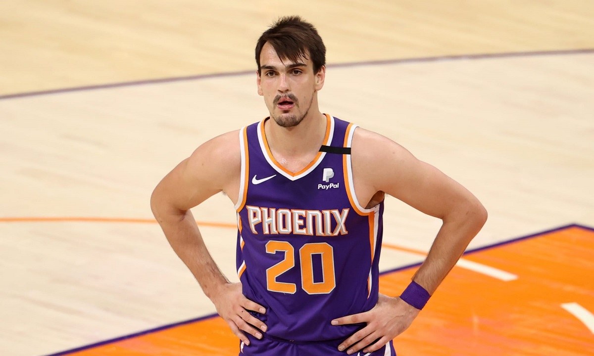 Σανς: Ρήξη χιαστού ο Σάριτς, χάνει τους τελικούς