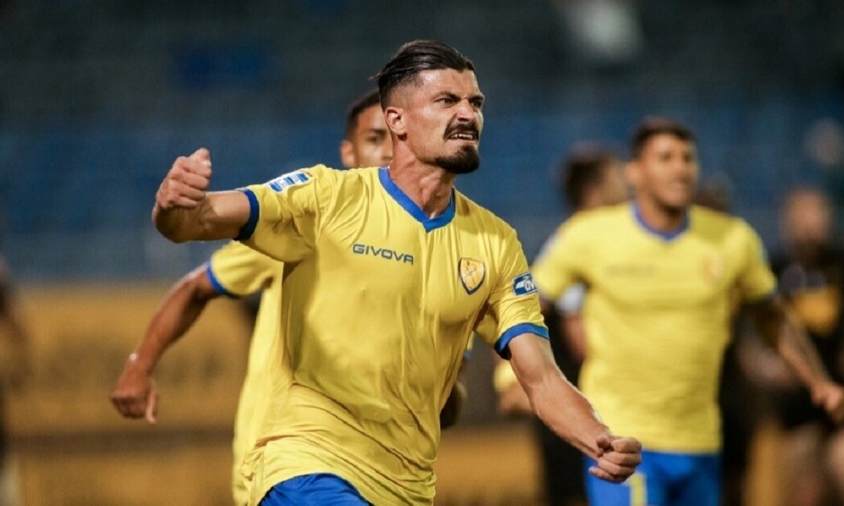 Βαρόνε: Από τη… Σασουόλο στο Αγρίνιο βάζοντας και από την τσέπη του