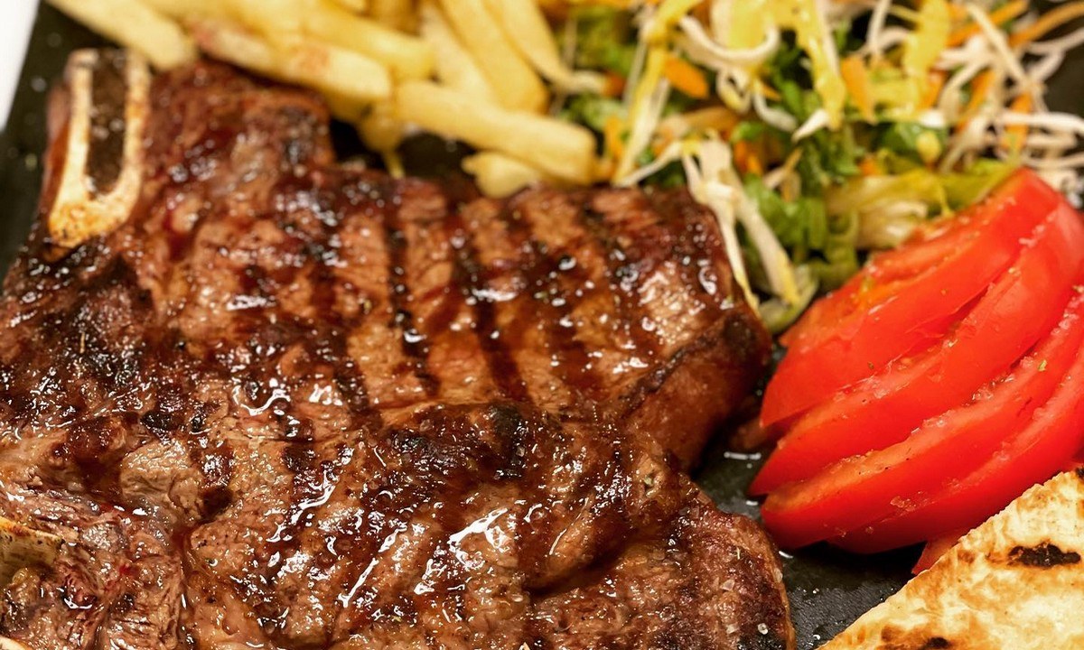 Καλαμάκι Ζυμαράκι: Ο απόλυτος προορισμός για φαγητό στην Κηφισιά