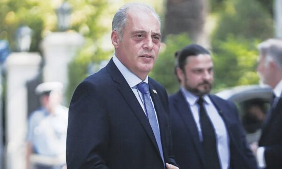 Όταν ο Κυριάκος Βελόπουλος που σήμερα προσποιείται τον «χριστιανό ...